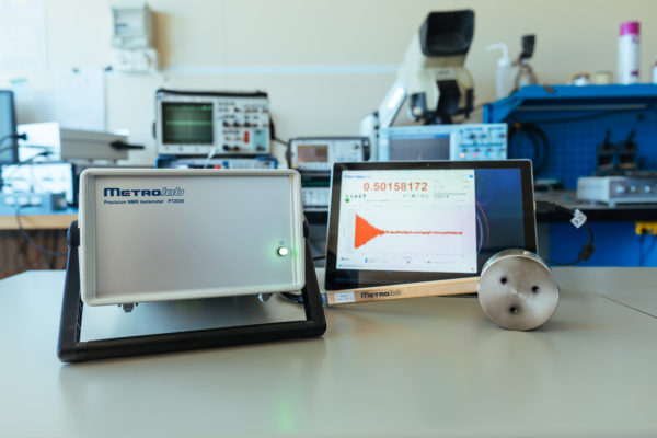 NMR Precision Teslameter PT2026 - MetroLab