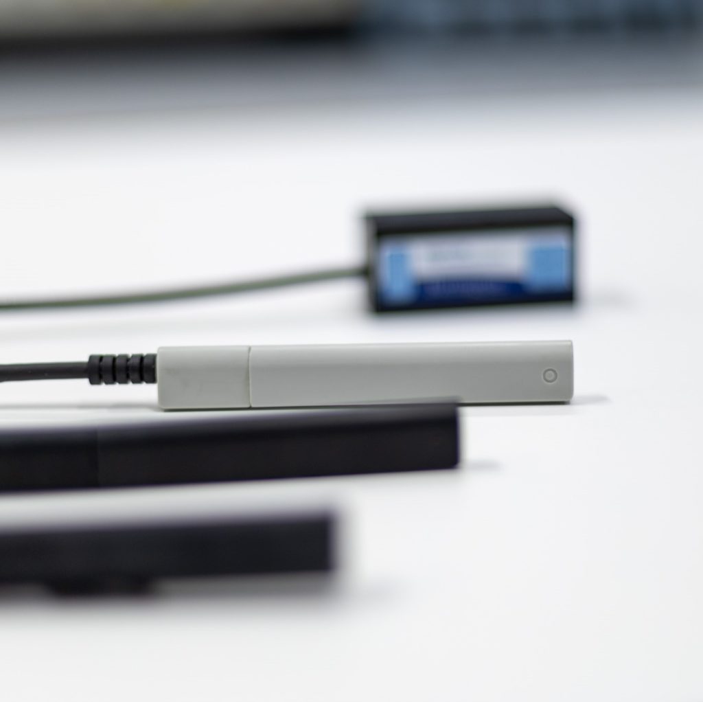 Three-Axis Hall Effect Magnetometer THM1176 - MetroLab